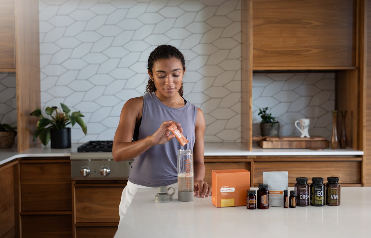 Creatine for women: should you add this supplement into your diet?